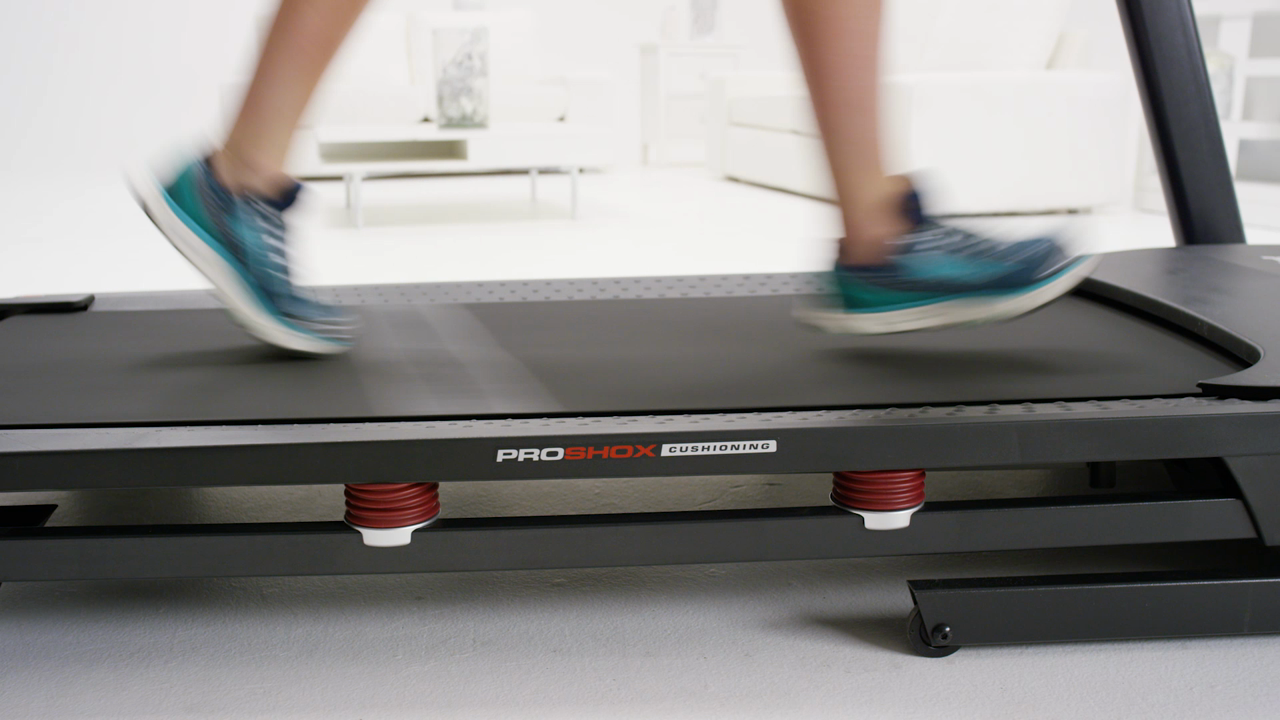 ProForm Performance 400i Cardio ProShox Incline Smart Treadmill with ...